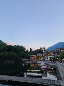 Lago Maggiore mit Kindern: Strand, Märkte, Mailand und mehr